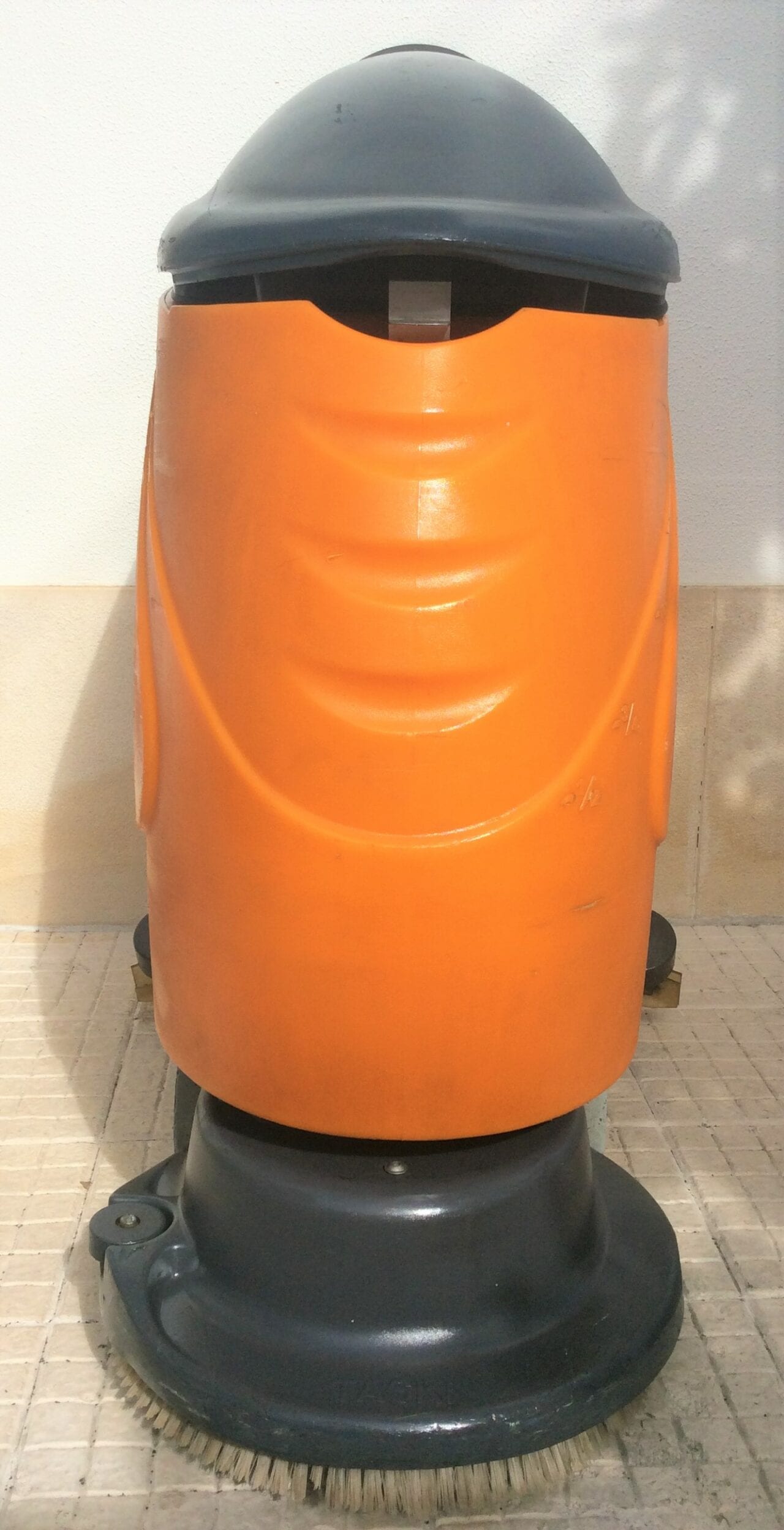 Taski 750 B | Máquinas de Limpeza