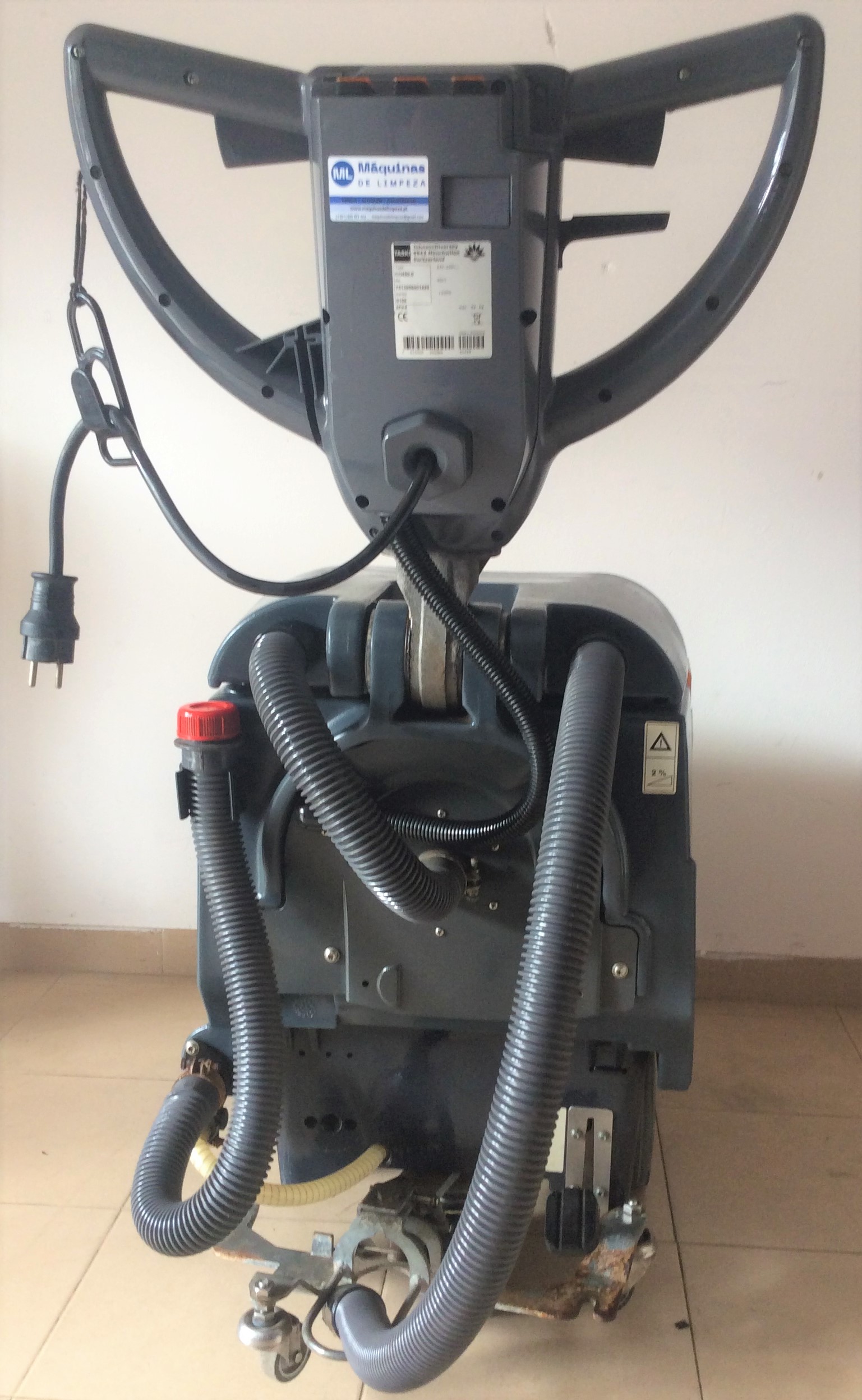 Taski 450 E | Máquinas de Limpeza